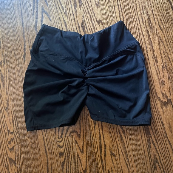 Amazon | Shorts | Cross V Shape Amazon Biker Shorts | Poshmark